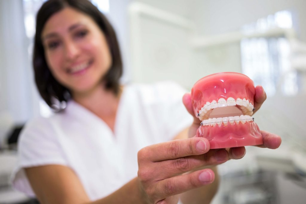 Todo Lo Que Necesitas Sobre La Prótesis Fijas | Dr Eduardo COLL